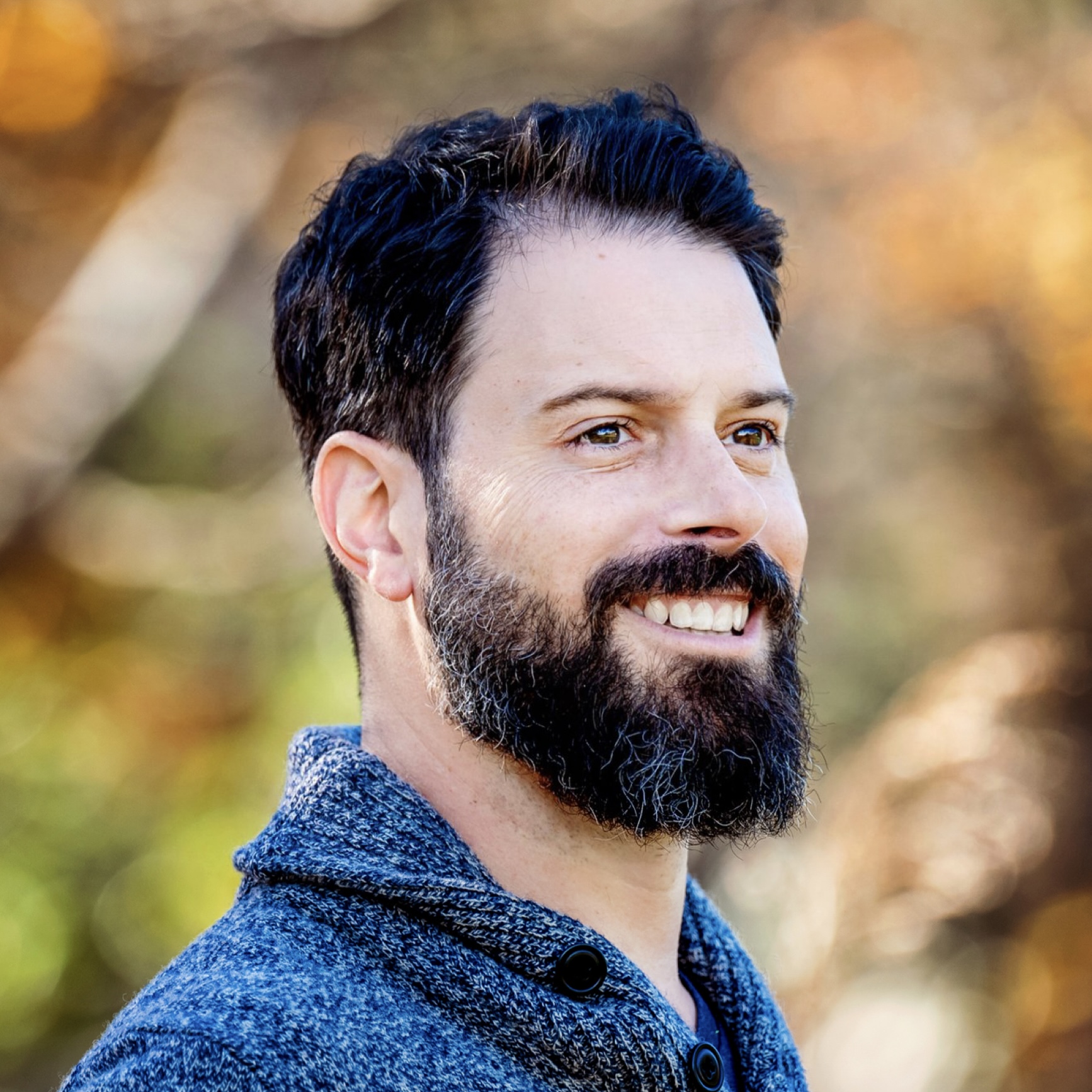 Bio - Andrew Nighswander - Graphic Designer and Artist